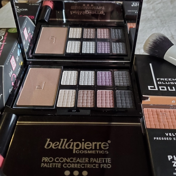 Doucce | Makeup | Huge 6 Piece Makeup Bundle Set Bare Minerals Doucce ...